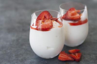 Snow pudding a light, airy blast from America's past | Wine Dine ...