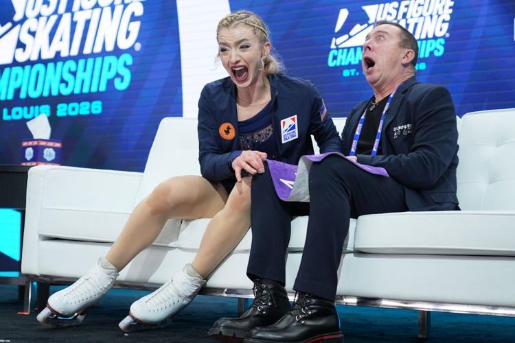 Amber Glenn wins third straight US Figure Skating title, topping Alysa ...