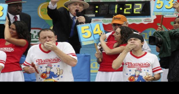 Joey Chestnut gets mustard yellow belt and fiancee | Stories ...