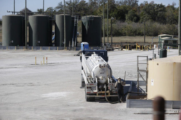 Texas towns test oil and gas supremacy on fracking | Nation World ...