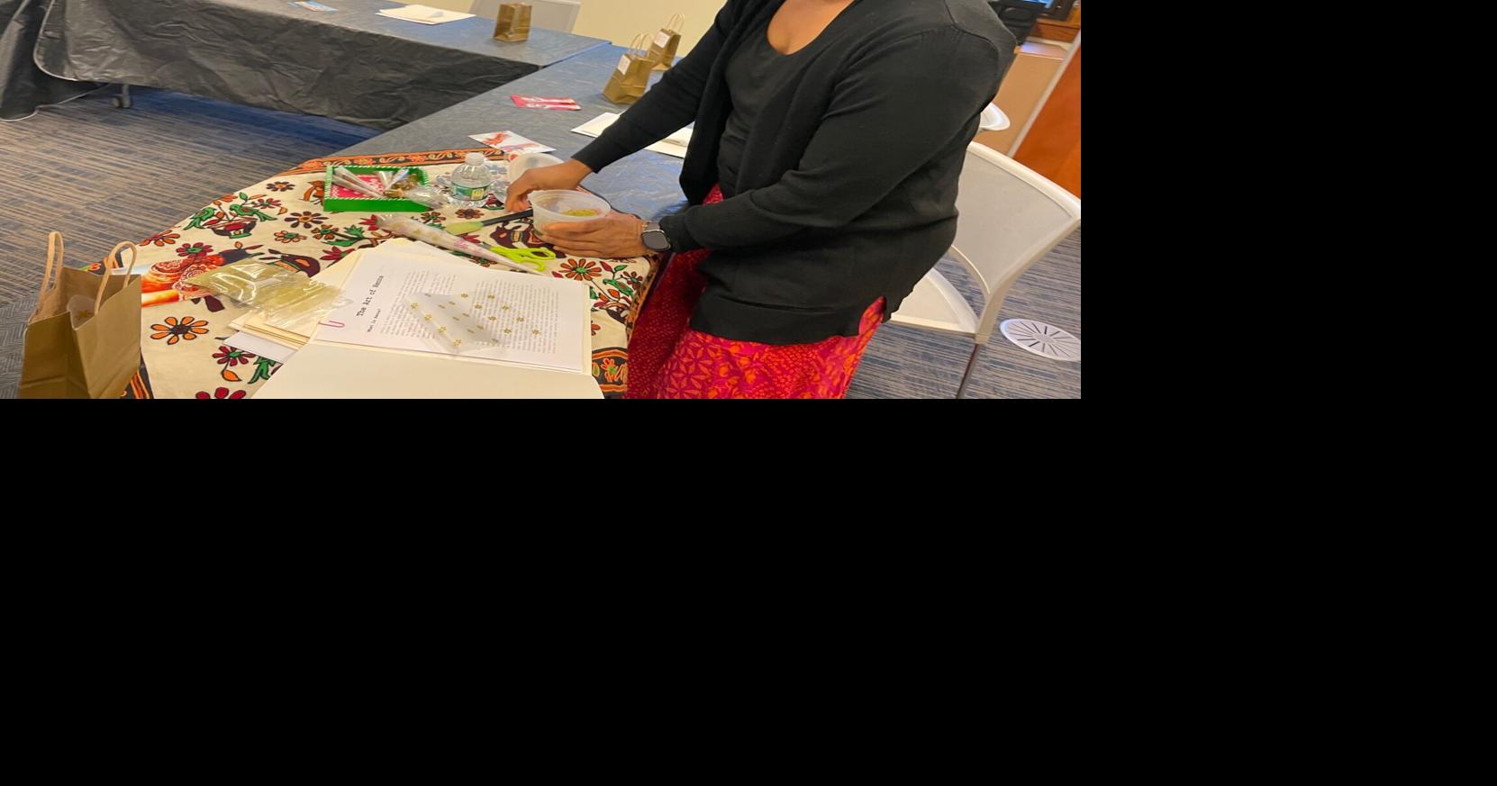 Foxboro woman brings henna skills to Boyden LIbrary | Local News ...