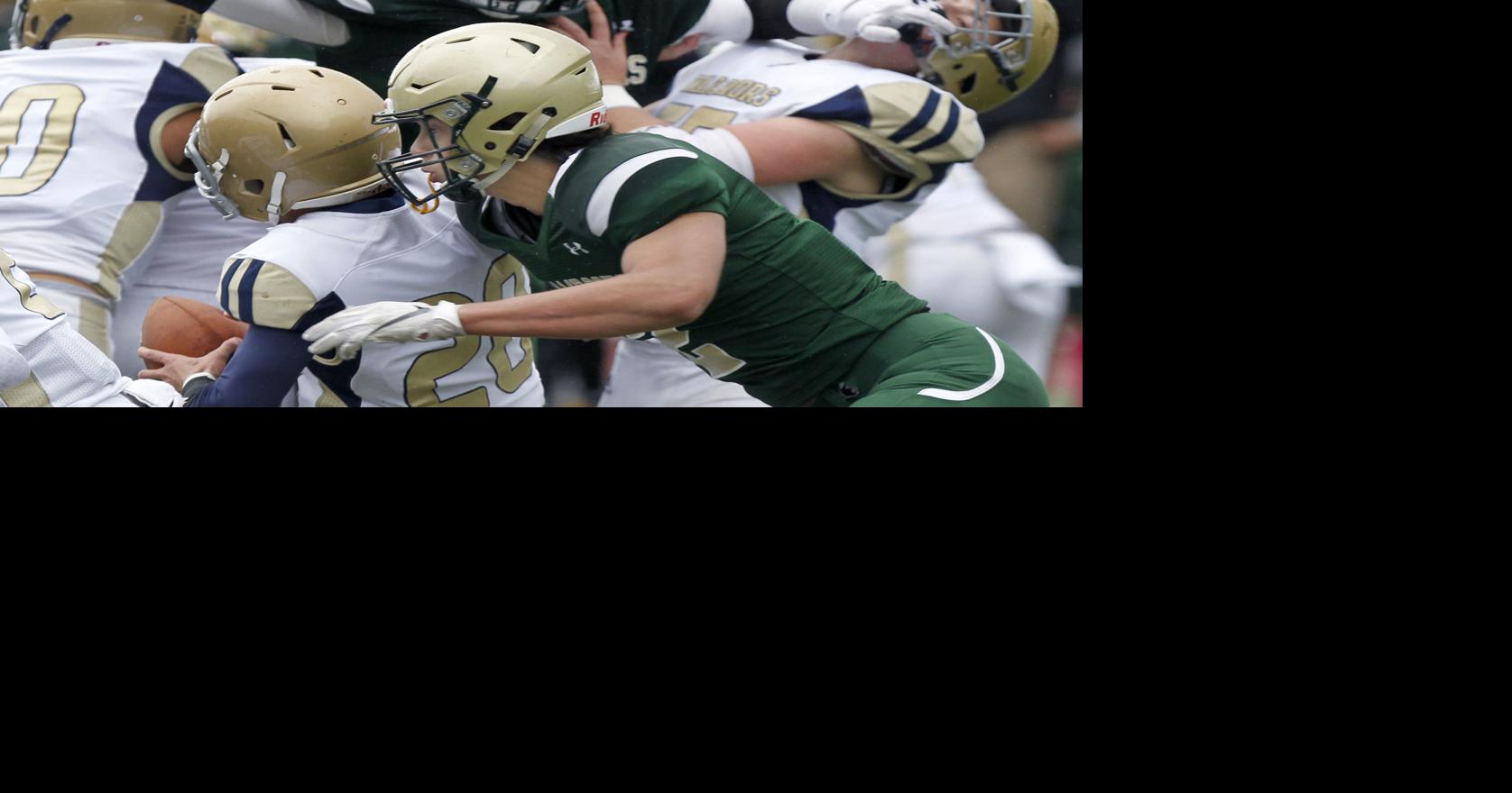 H.S. FOOTBALL: Second-half surge lifts Shamrocks to EAC crown | Local ...