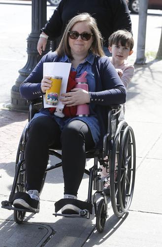Wheelchair Stroll in Attleboro helps to focus on difficulties ...