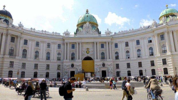 Vibrant Vienna: Take a trip back in time to Austria city rich in ...
