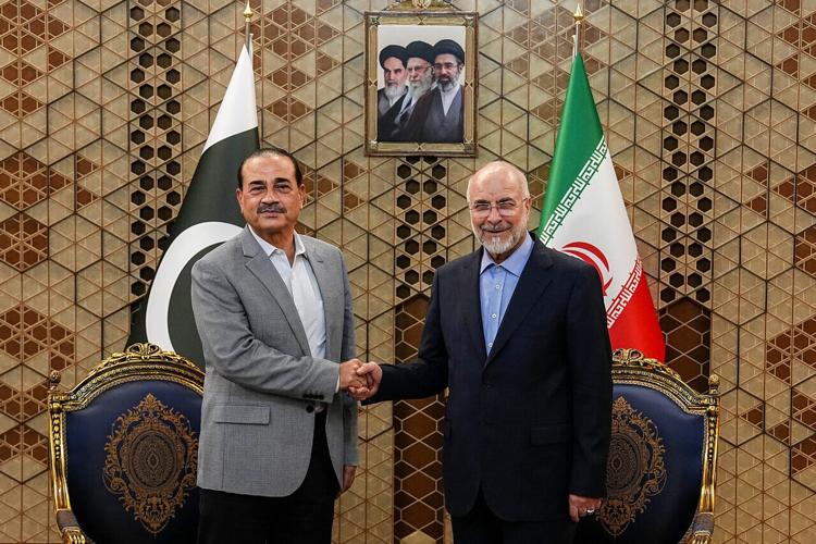 Iran and US are close to an understanding aimed at ending the war ...