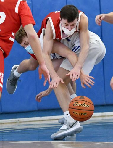 H.S. BOYS BASKETBALL: Ladd has career-best game as Rocketeer seniors ...