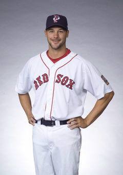 Van Every delivers winning home run | Boston Red Sox | thesunchronicle.com