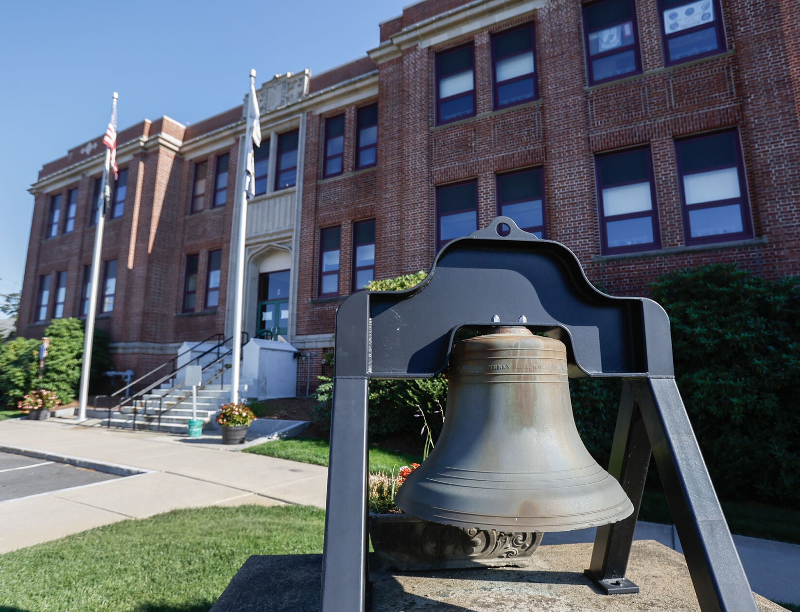 Mansfield appoints new town manager | Local News | thesunchronicle.com