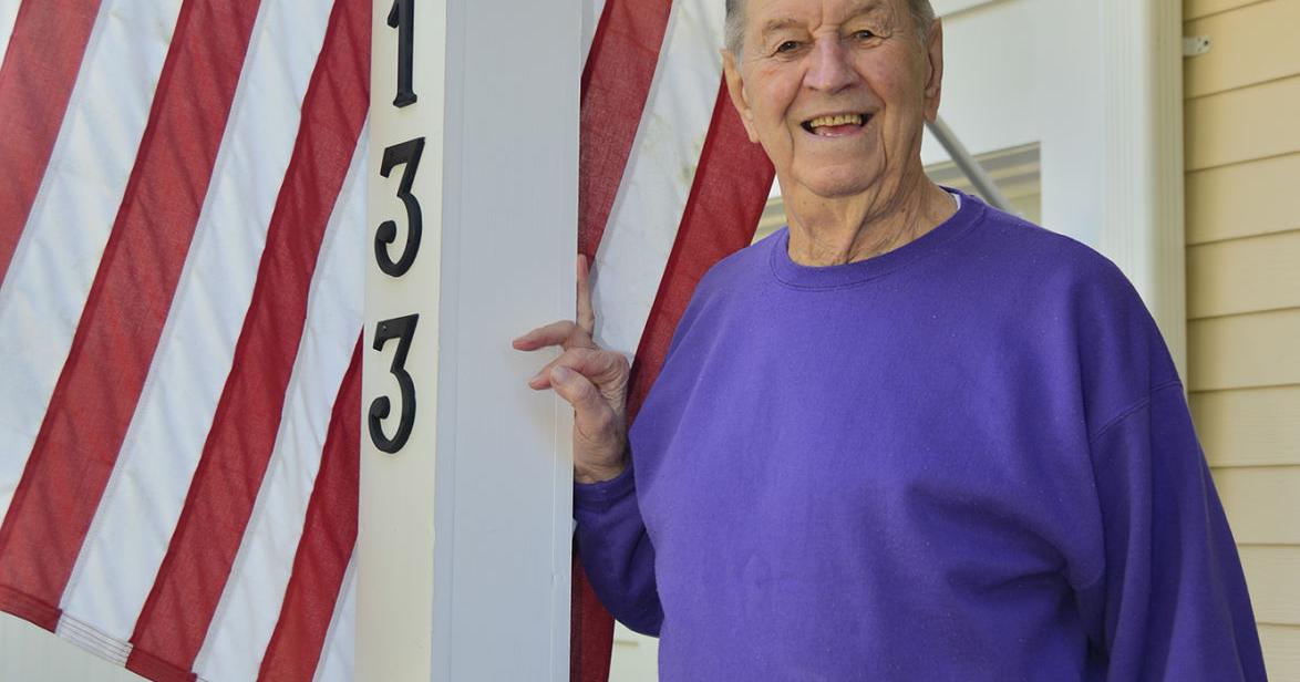 For his band of brothers: Norton WWII veteran to take honor flight ...