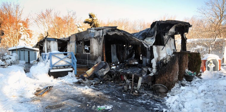Blast levels mobile home | Local News | thesunchronicle.com