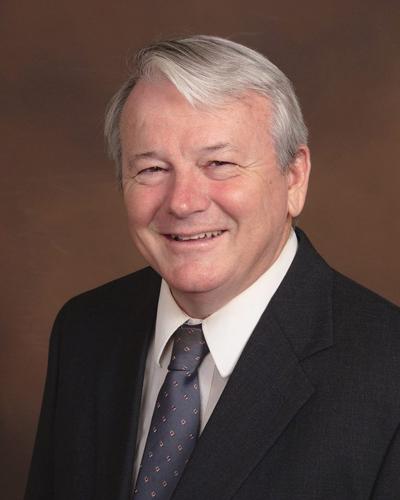 Dighton parks commission member challenging Kennedy for Congress ...