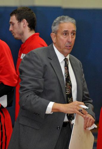 Coaching legends Ruggiero, Farroba to be inducted into New England ...