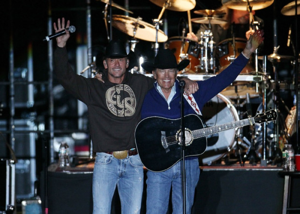 Review: George Strait makes Gillette Stadium his kingdom | Go ...