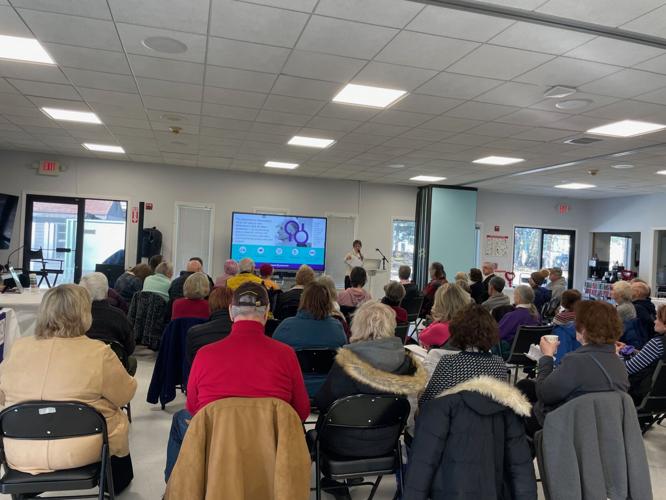 Senior center hosts Alzheimer's resource fair | Local News ...