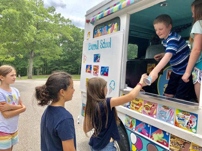 Students at Burrell School in Foxboro get free ice cream in a salute to ...