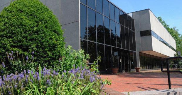 North Attleboro town administrator to earn $140,000 in first year ...