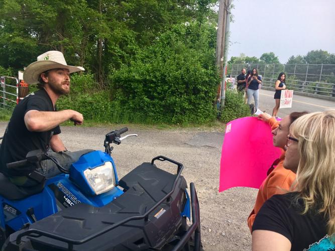 New England Rodeo in Norton draws protesters -- but also fans | Local ...