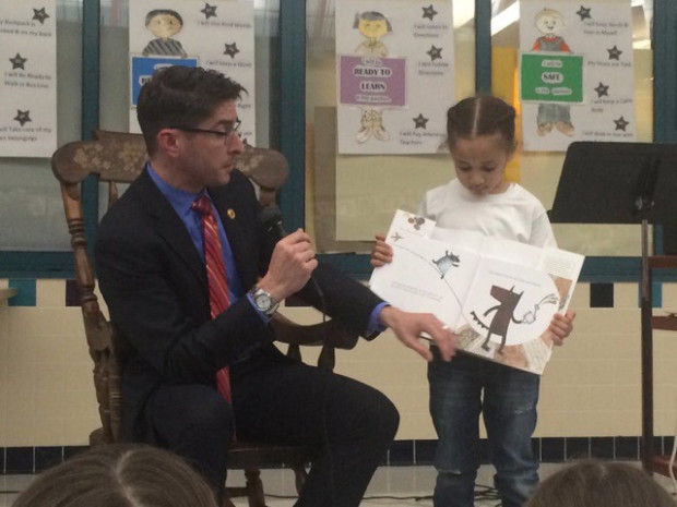 Attleboro's Thacher Elementary School students enjoy Family Literacy ...