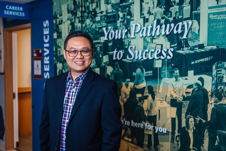 Some college graduates' job searches defined by pandemic’s lasting ...