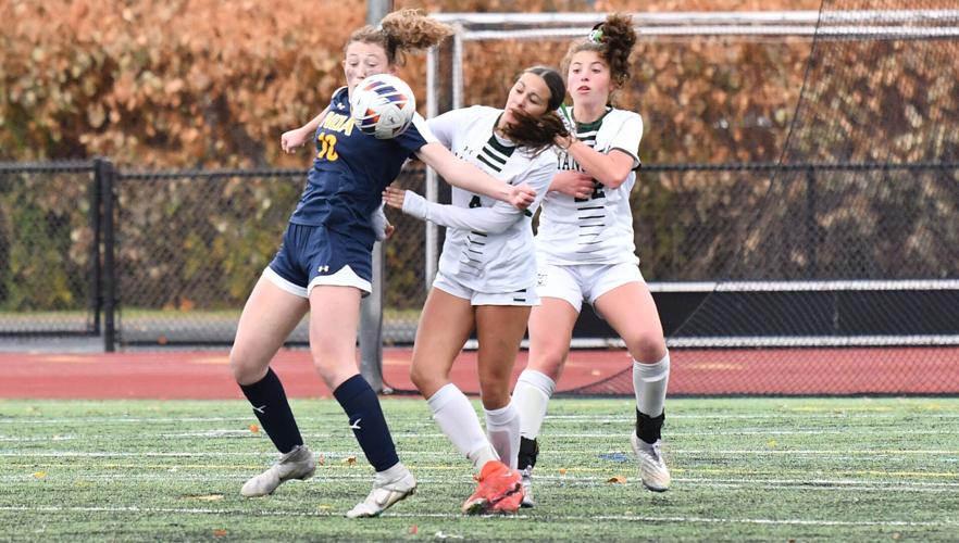 H.S. GIRLS SOCCER: Late score sends Notre Dame of Hingham past ...