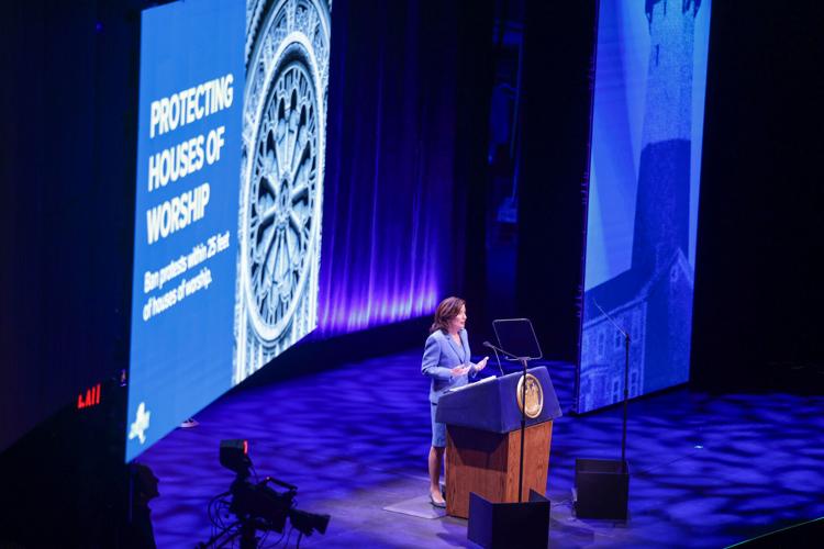 In New York, Hochul moves to thread needle between Democratic divides ...