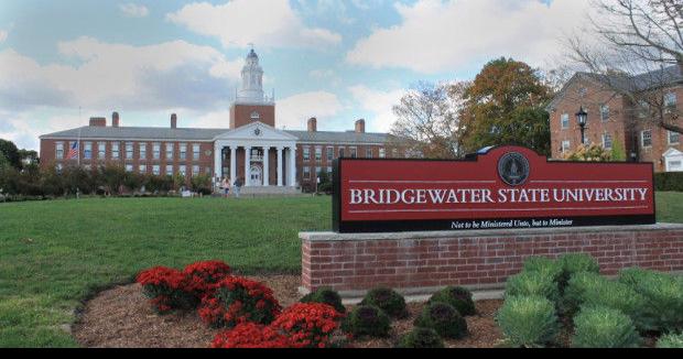 Benefits sweeten the pay of Bay State college heads | Local News ...