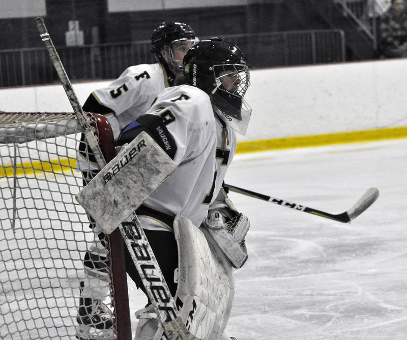 HOCKEY: Reager impressive in Foxboro losses | Sports | thesunchronicle.com