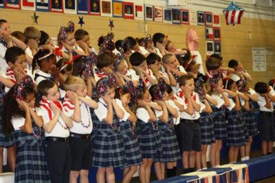 Pop goes the Fourth at Mercymount | Local News | thesunchronicle.com