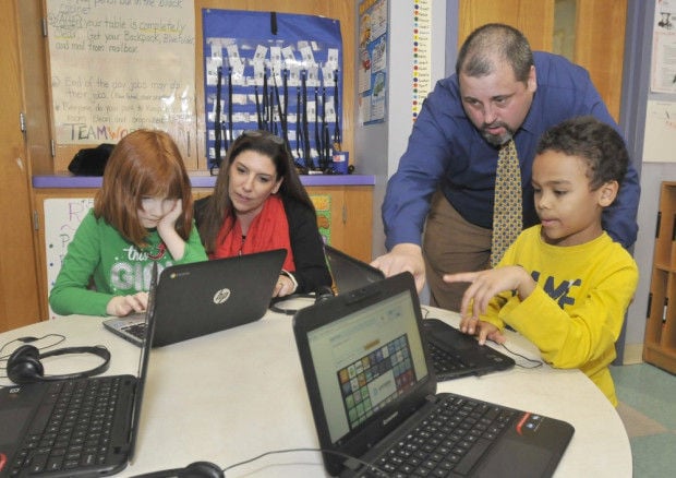 Attleboro's Willett Elementary School fully wired for Internet, at last ...