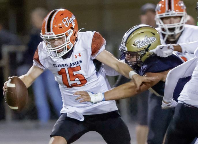 H.S. FOOTBALL: Foxboro flexes its muscles in blowout of Oliver Ames ...