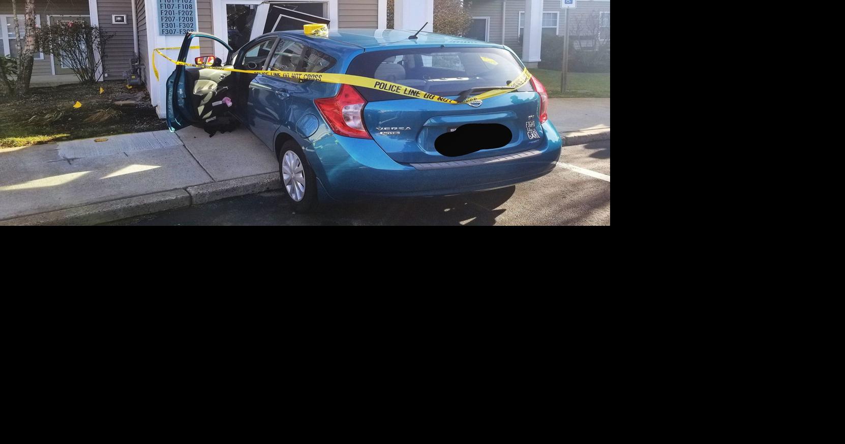 Vehicle crashes into apartment in Mansfield | Local News ...