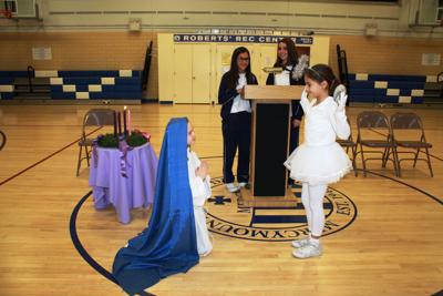 Mercymount takes mannequin challenge | Local News | thesunchronicle.com