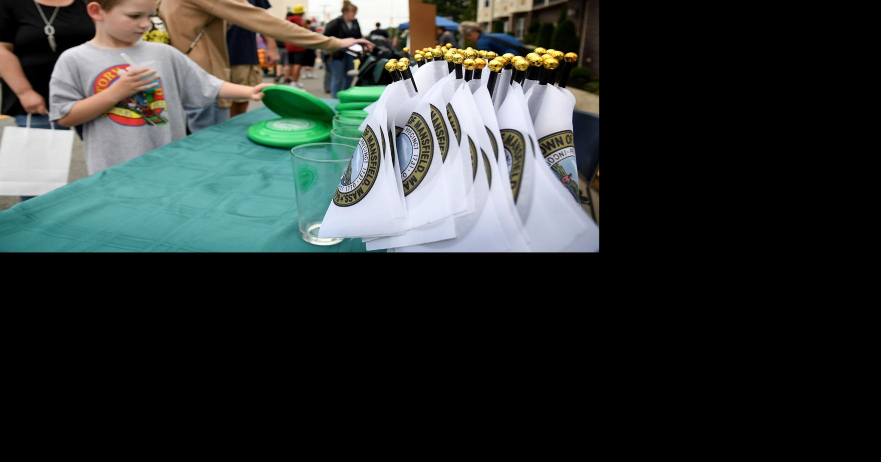 Family Fun Night brings strong crowd to downtown Mansfield | Local News ...