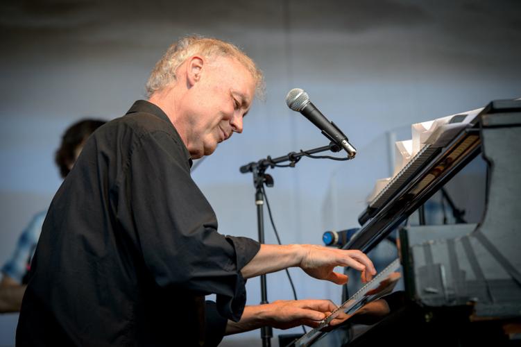 Concert review: Hornsby, Lee bring retro, roots sound to Foxwoods ...