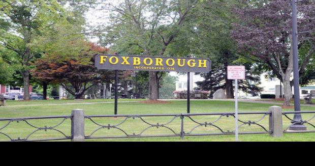 Foxboro establishes three 10-minute downtown parking spaces | Local ...