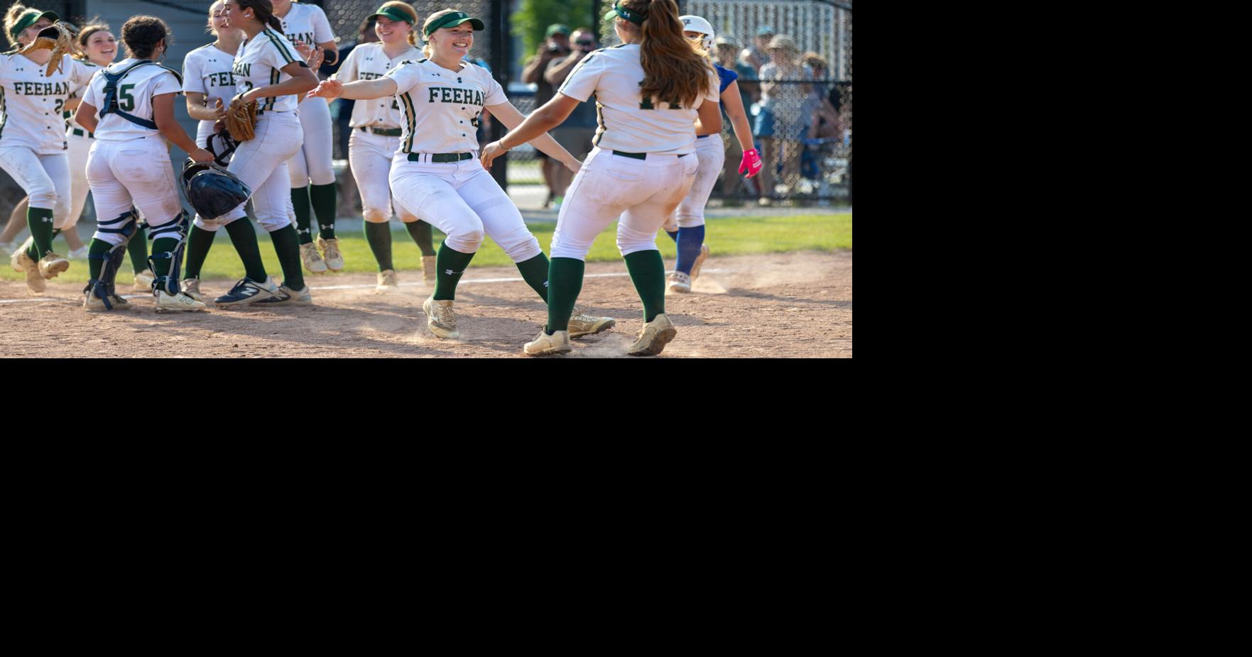 H.S. SOFTBALL: Shamrocks oust Bombardiers to reach first Div. 1 state ...