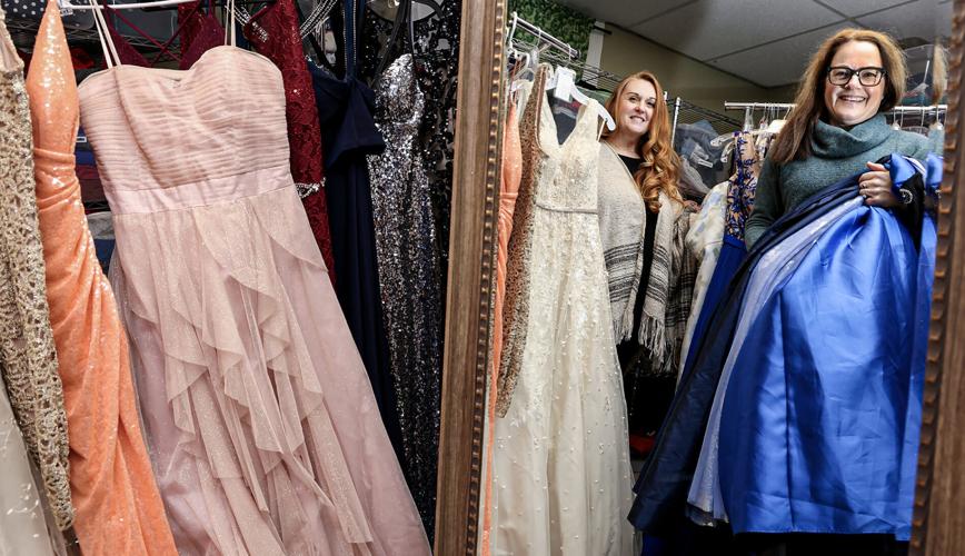 North Attleboro nonprofit offers free formal wear just in time for prom ...
