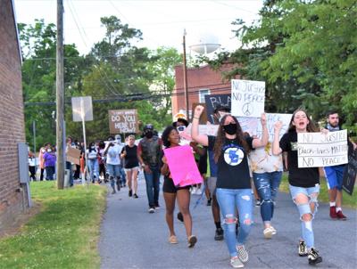 Local youth lead peaceful protest | Local News | thesussexsurrydispatch.com