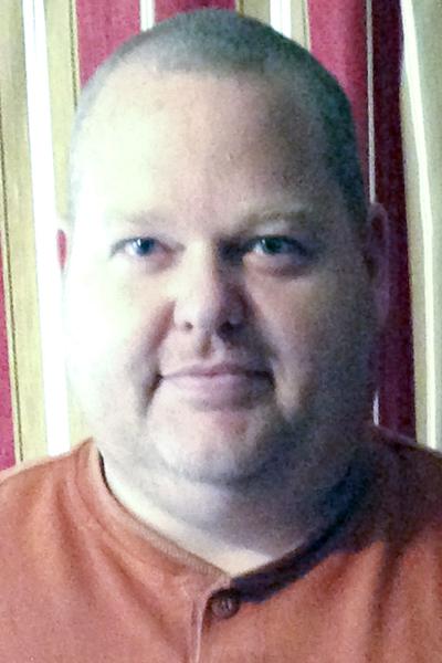 North hires police chief