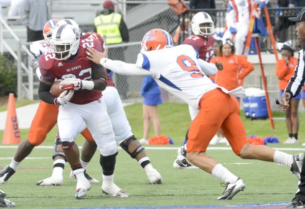 S.C. State defeats Savannah State in season finale