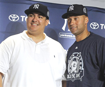 Fan who returned Jeter 3,000th ball getting his own baseball card ...