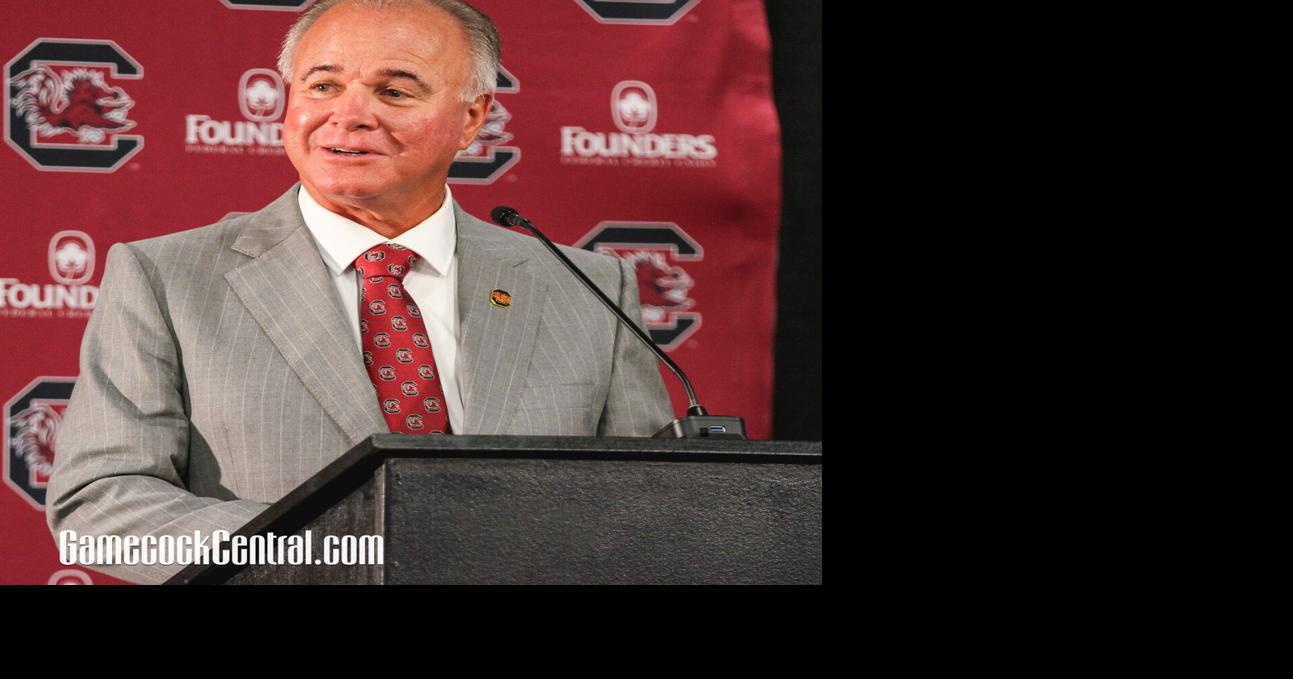 New coach Paul Mainieri is serious about winning