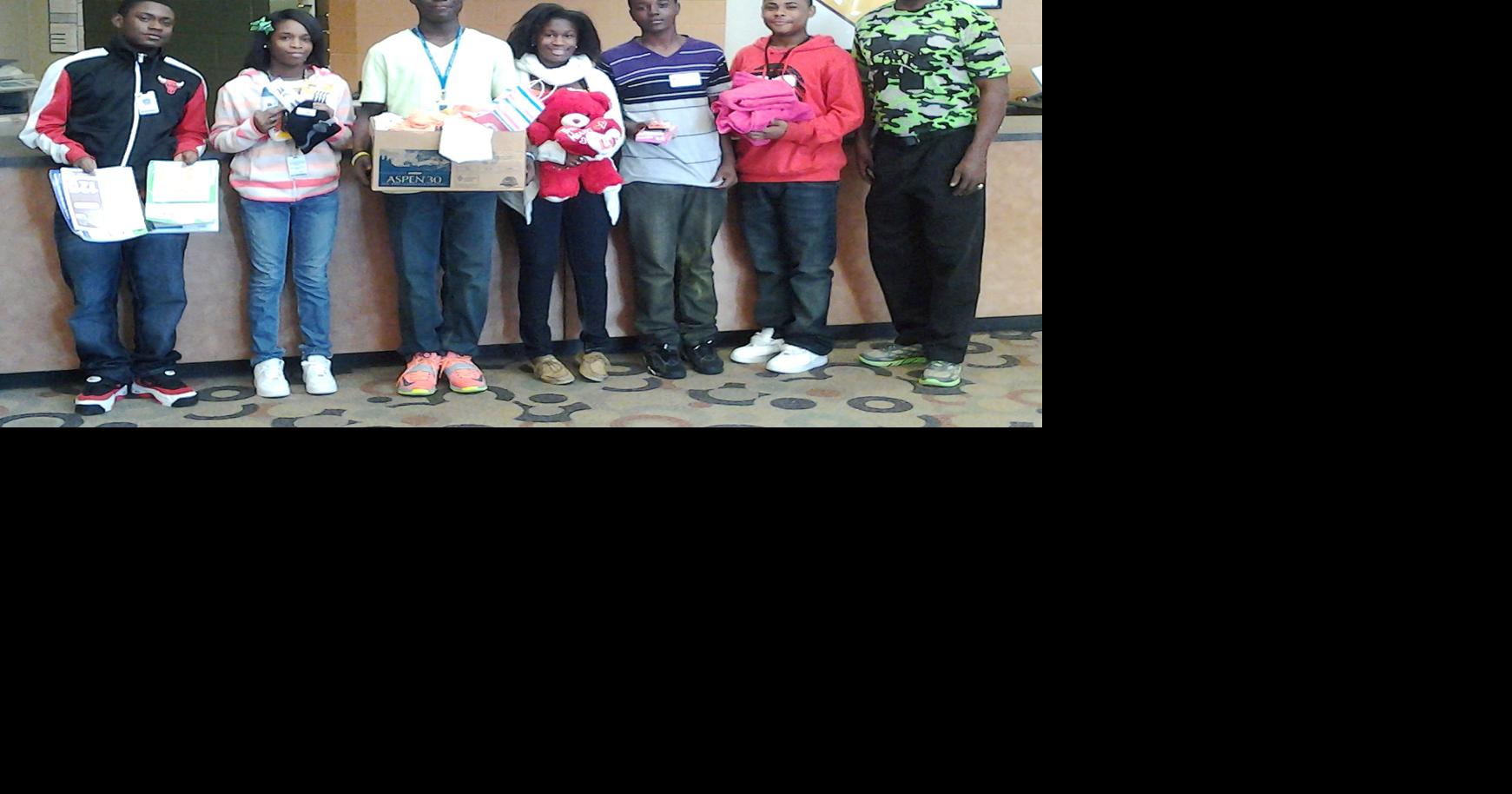 LMHS makes donation