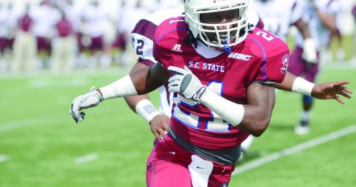 Pendergrass makes move back to defense