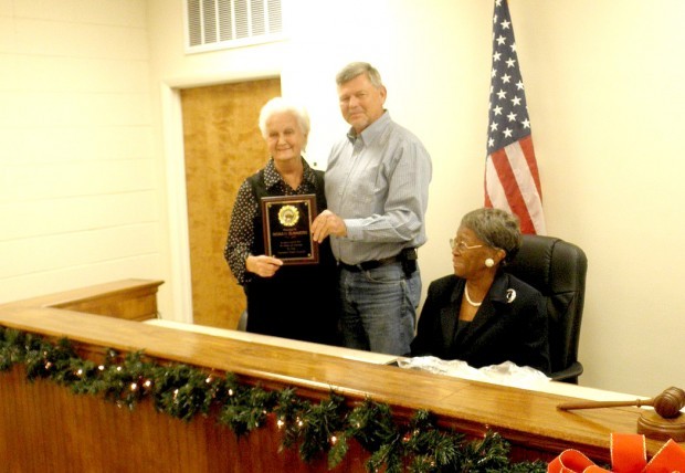 New mayor takes reins in Cameron