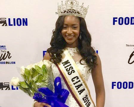 Miss Claflin Shantavia Edmonds crowned Food Lion's Miss CIAA 2019
