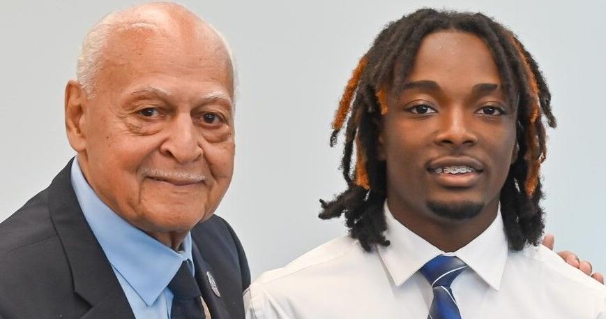 Willie Jeffries Character Award goes to Edisto athlete