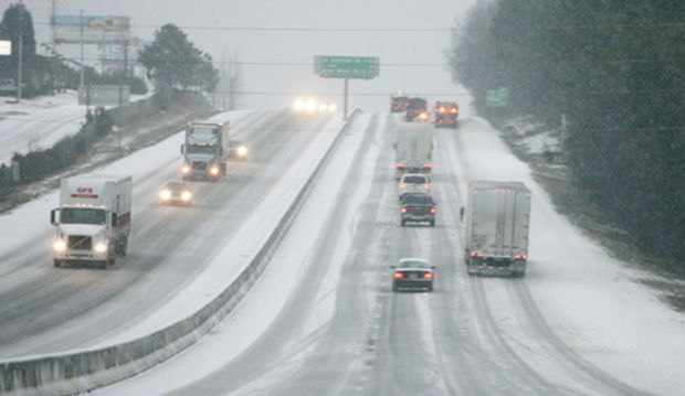 More than 130,000 South Carolinians without power as storm goes on
