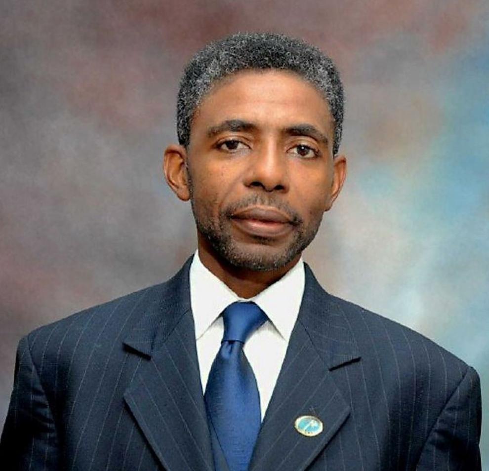 Hugh Weathers faces 2 challengers as SC ag leader