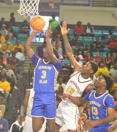 Vikings edge Mohawks, will play for state title